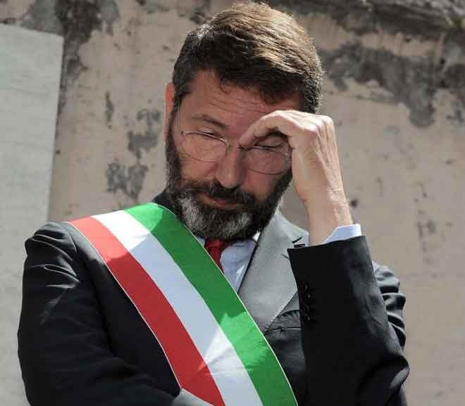 Marino si scusa con la contestatrice di San Lorenzo. Lei: "Deve ...