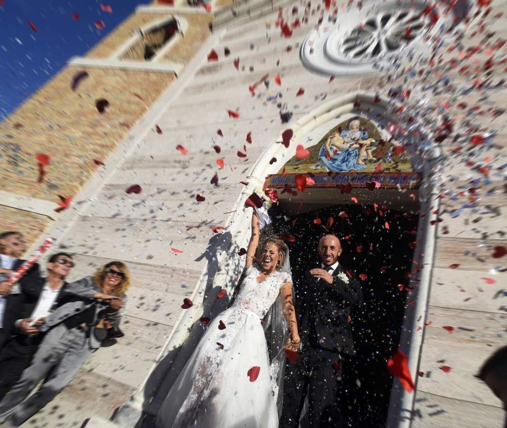 Matrimonio a Tolfa per Tony Cairoli e Jill Cox • Terzo Binario News