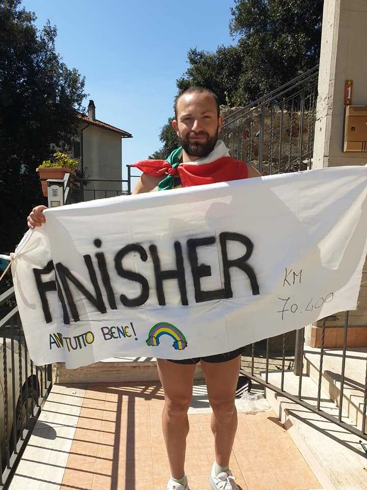 Corre 70km girando intorno a casa: il record è di un corridore di Tolfa ...