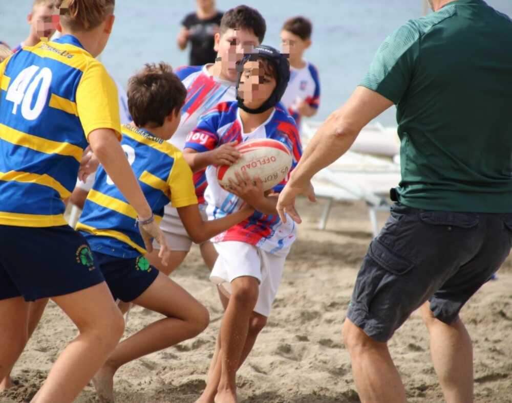 Beach rugby giovanile a Santa Marinella, tanta gente in spiaggia ...
